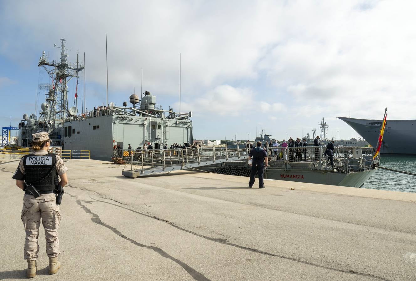 Fotos: el regreso de la fragata Numancia, en imágenes
